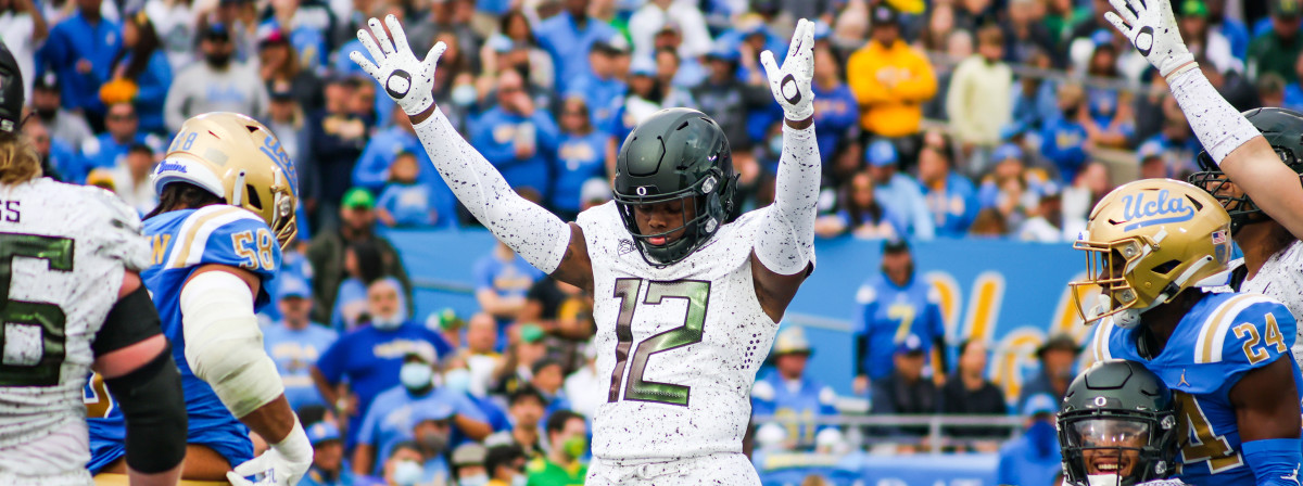 Oregon Football Moving DJ Johnson Around as Defense Gets Healthier in ...