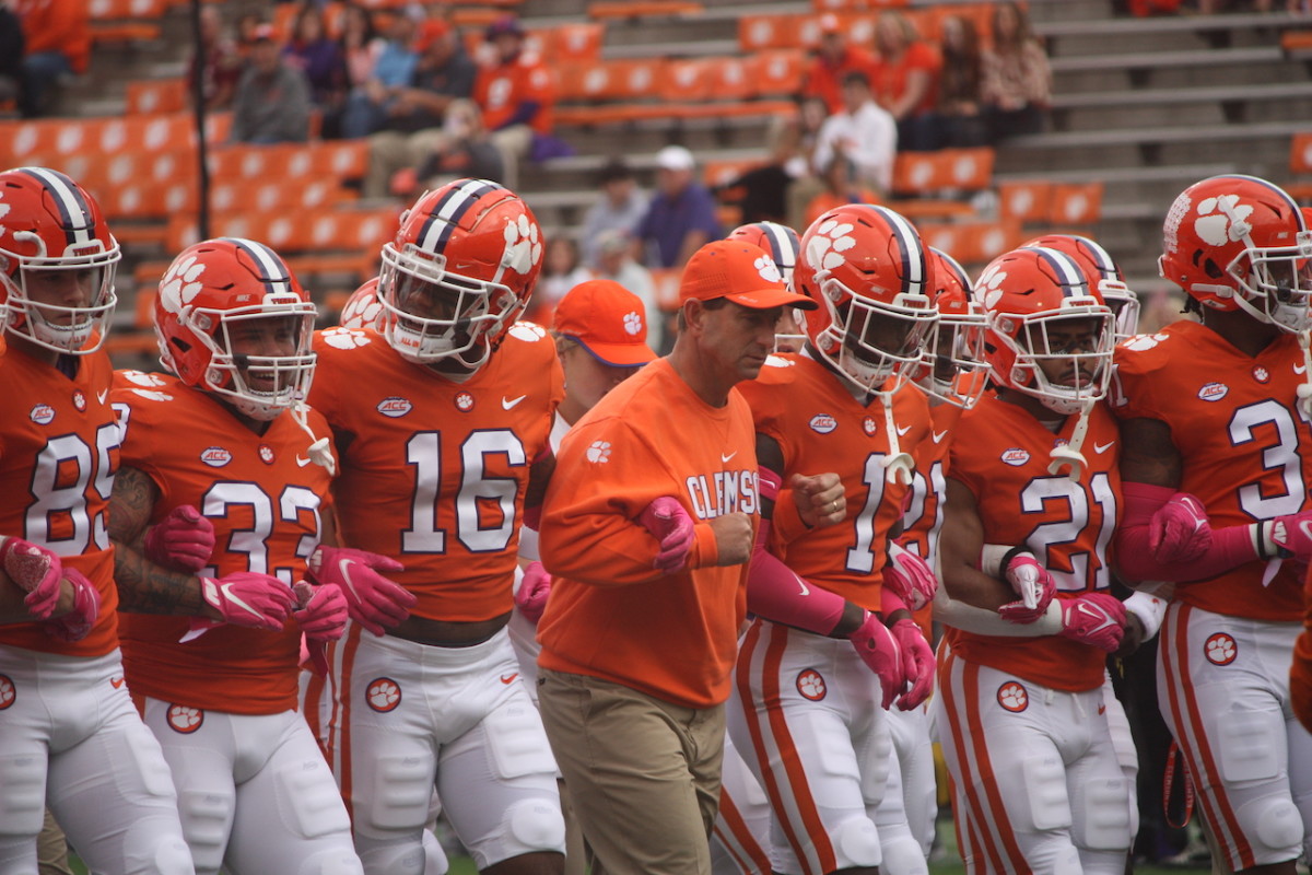 Update on Clemson Tigers' WR Target - Sports Illustrated Clemson Tigers ...