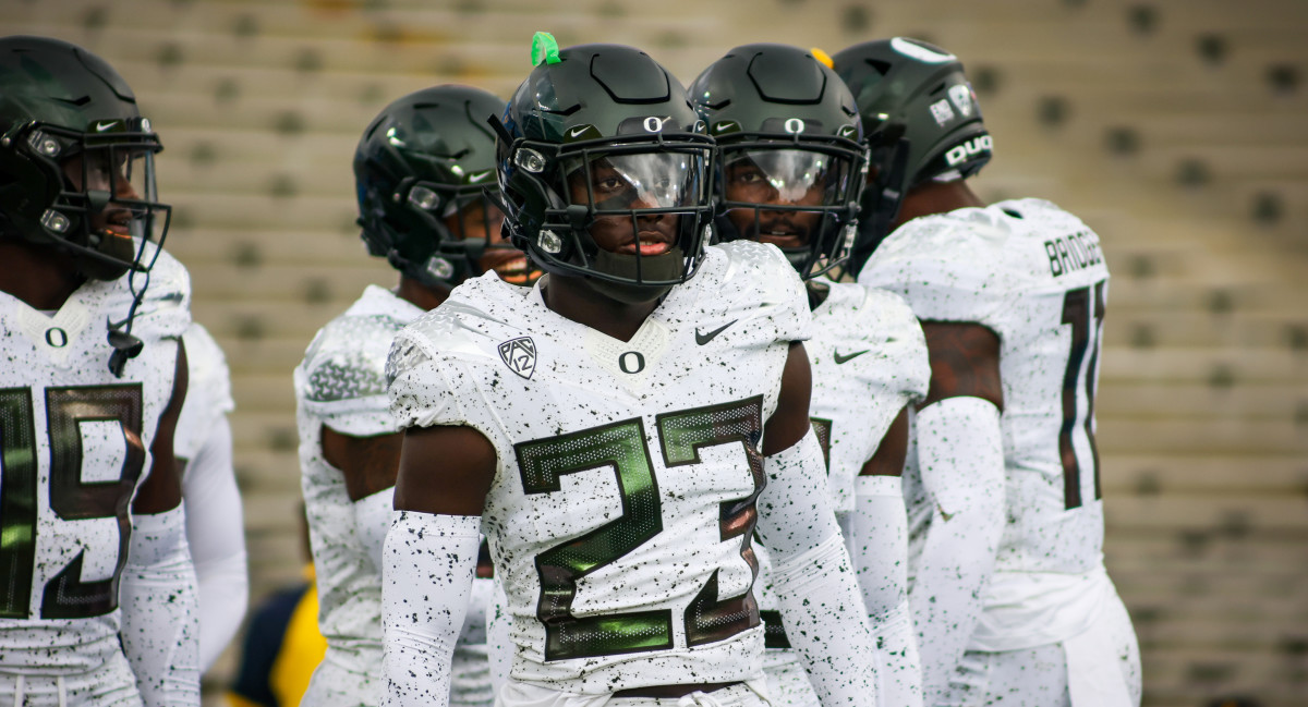 Oregon Ducks Uniforms 2022 Camo