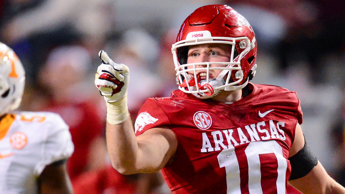 Arkansas linebacker Bumper Pool Adds Another Notch in Belt - Sports ...