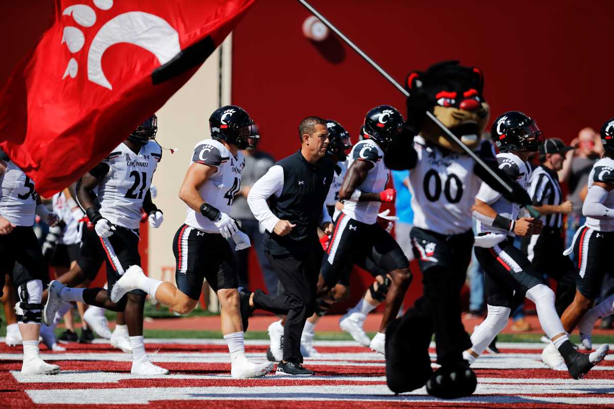 Watch: Bearcats Football Team Opens Up Spring Practice - All Bearcats