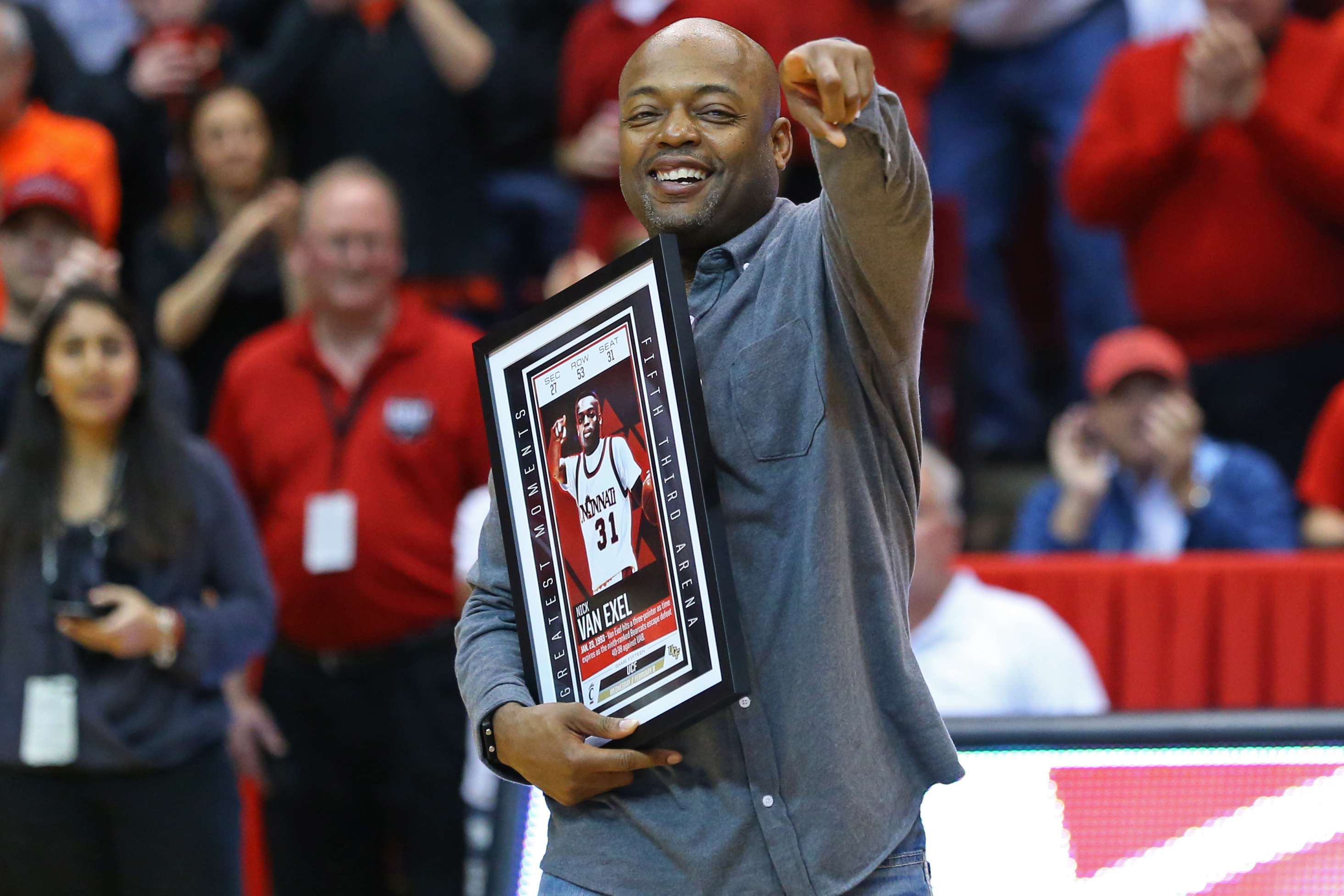 22 Years Ago Today: Nick Van Exel Dishes 20 Assists - Sports ...