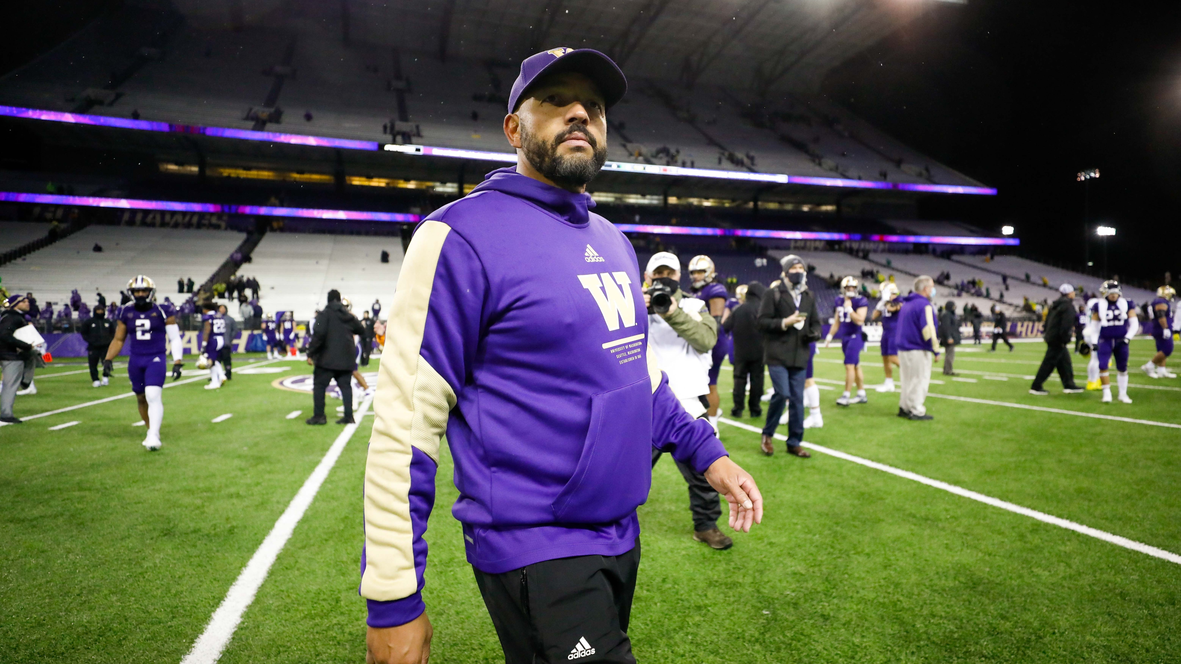 Washington fires head coach Jimmy Lake following suspension for shoving ...