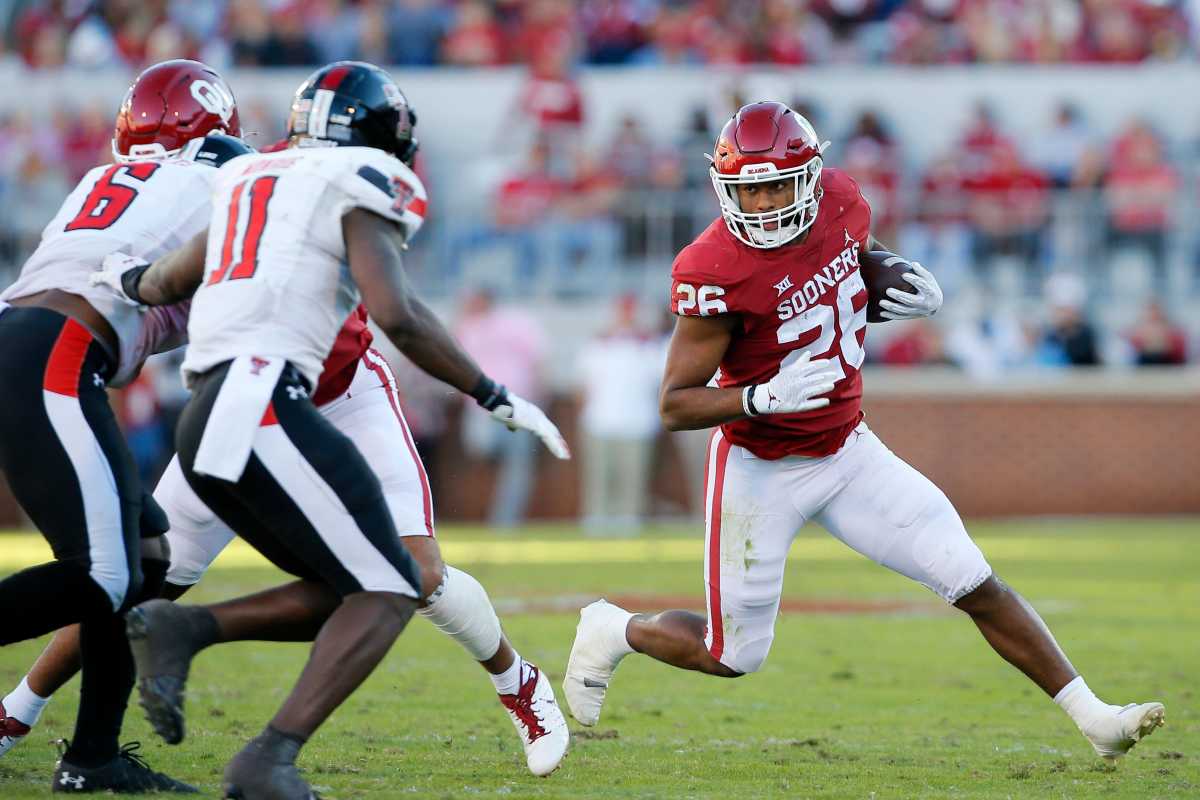 Oklahoma 2021 Report Card: Running Backs - Sports Illustrated Oklahoma ...