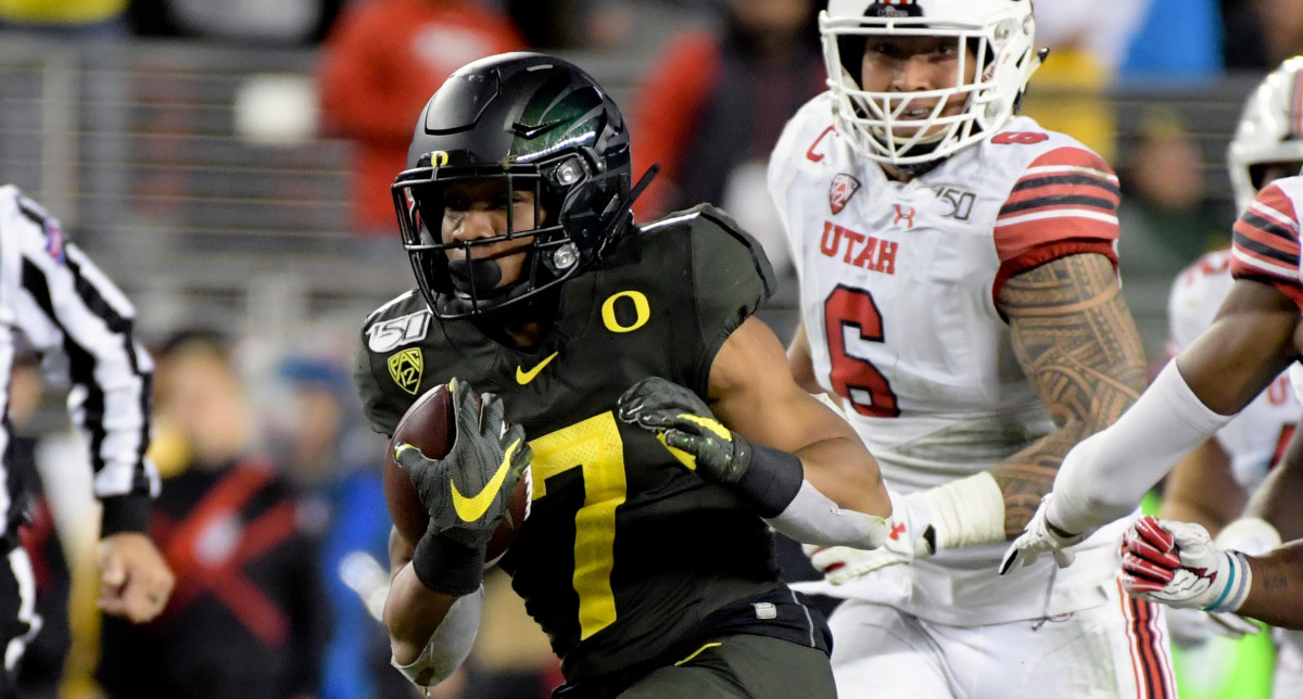 Oregon Ducks Football Running Back CJ Verdell Signs With Indianapolis ...