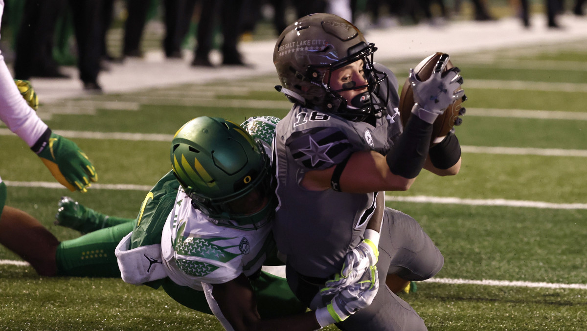 WATCH: Defensive Coordinator Tim DeRuyter Evaluates Oregon Football ...