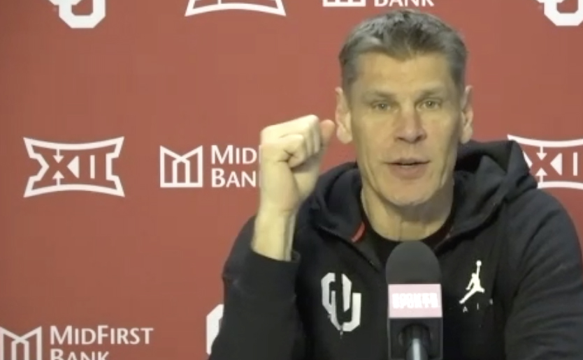 WATCH: Oklahoma Sooners Coach Porter Moser Zoom - Sports Illustrated ...