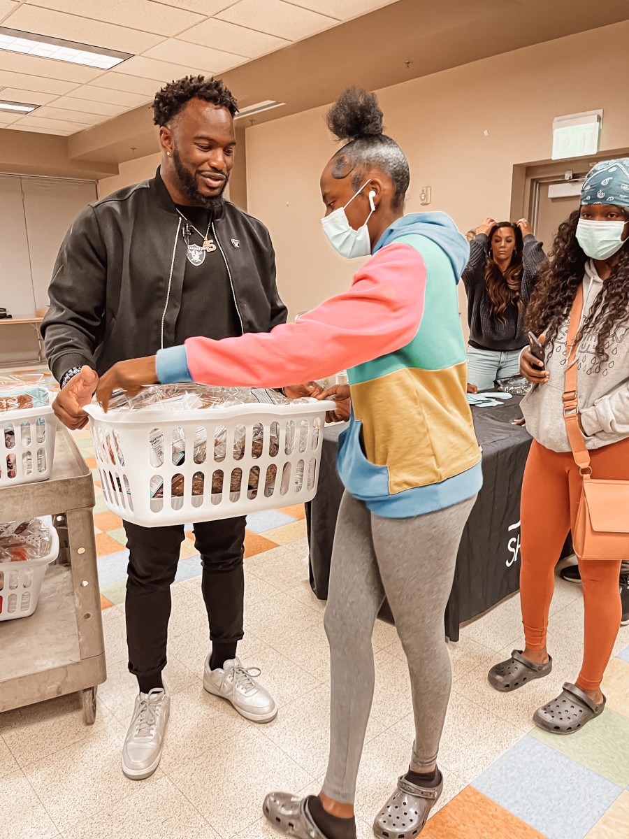 Marcel Reece gave back to the Las Vegas community this week - Sports ...