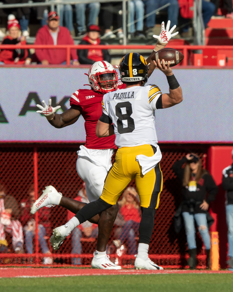 Image Galleries: Iowa 28, Nebraska 21 - All Huskers