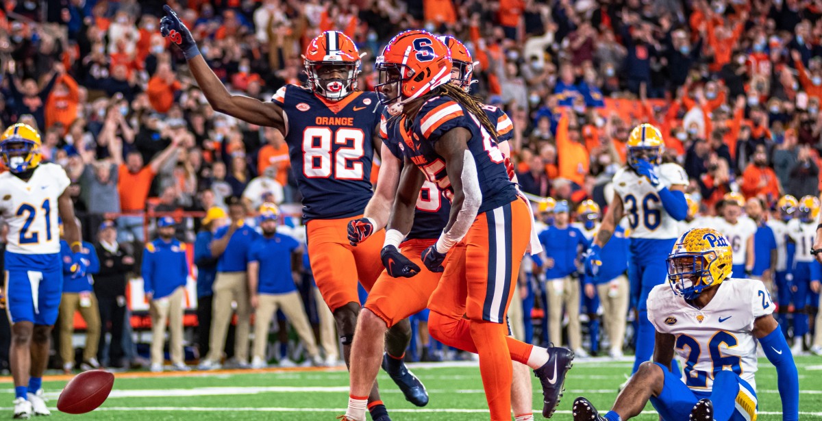 Syracuse's Season Ends With Loss to Pittsburgh - Sports Illustrated ...