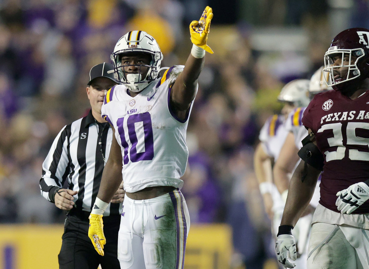 LSU Football Caps Off Ed Orgeron Era with Wild 27-24 Win Over No. 14 ...
