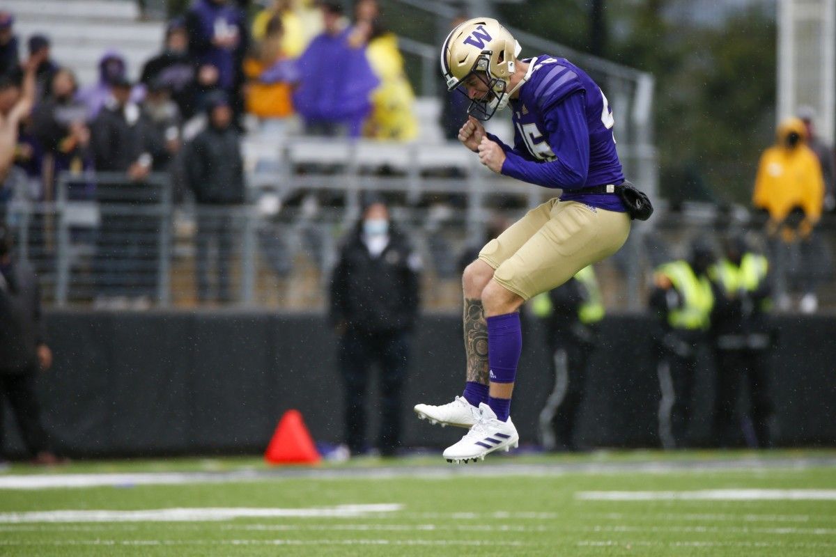 Race to the Finish as Punter Ranks Among Nation's Best - Sports ...