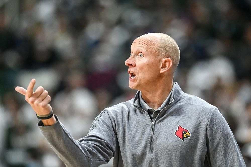 What Chris Mack, Louisville Men's Basketball Players Said After 73-64 ...