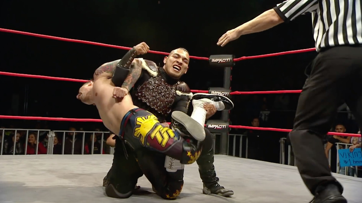 AAA Triplemania Regia: Hijo del Vikingo eager for championship reign ...