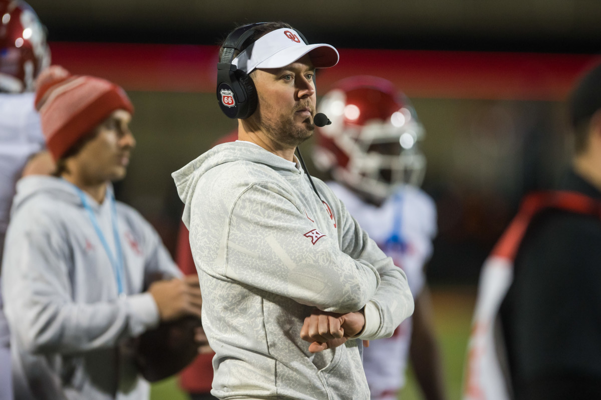 Mississippi State football: Inside WRs coach Dave Nichol leaving ...