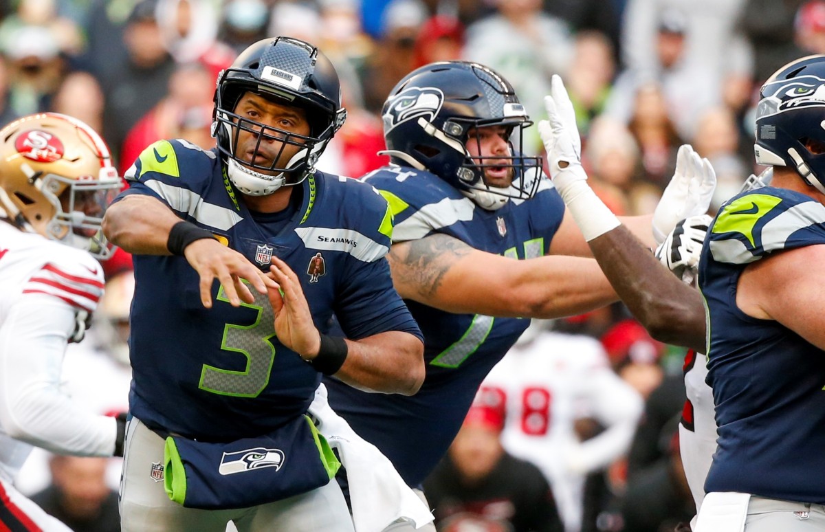 Film Breakdown: Seahawks Rookies Jake Curhan, Stone Forsythe Thrown ...