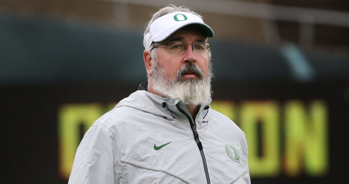 Joe Moorhead to Remain Offensive Coordinator for Oregon Football in ...