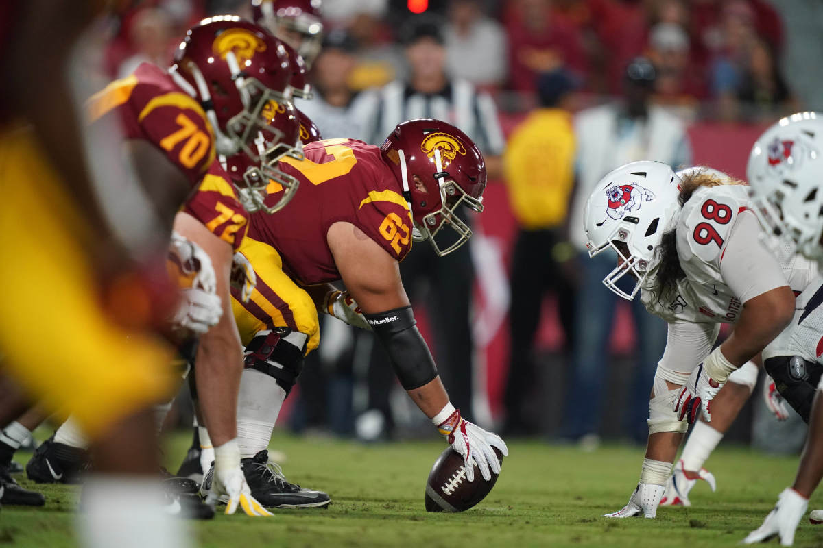 Two USC Offensive Lineman Expected To Return For 2022 - Sports ...