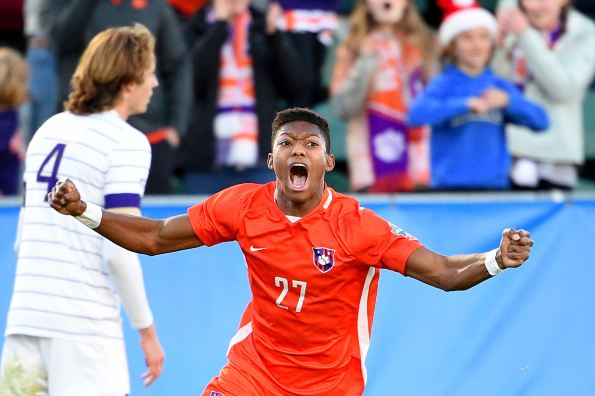 National Champions: Clemson Tigers Win Third Title in 2-0 Win Over ...