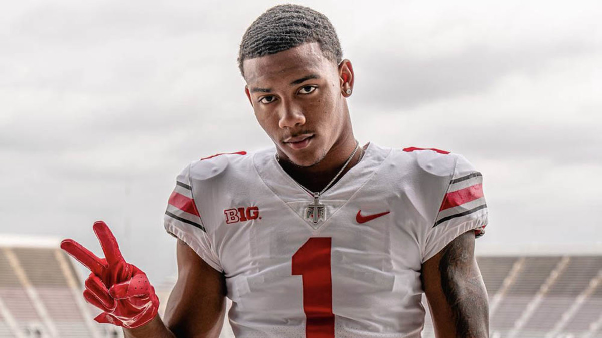 2022 In-State Linebacker C.J. Hicks Signs With Ohio State - Sports ...