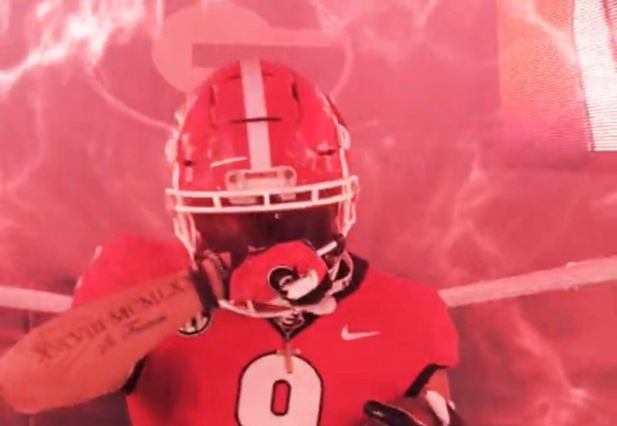 CJ Smith Commits to Georgia Football - Sports Illustrated Georgia ...