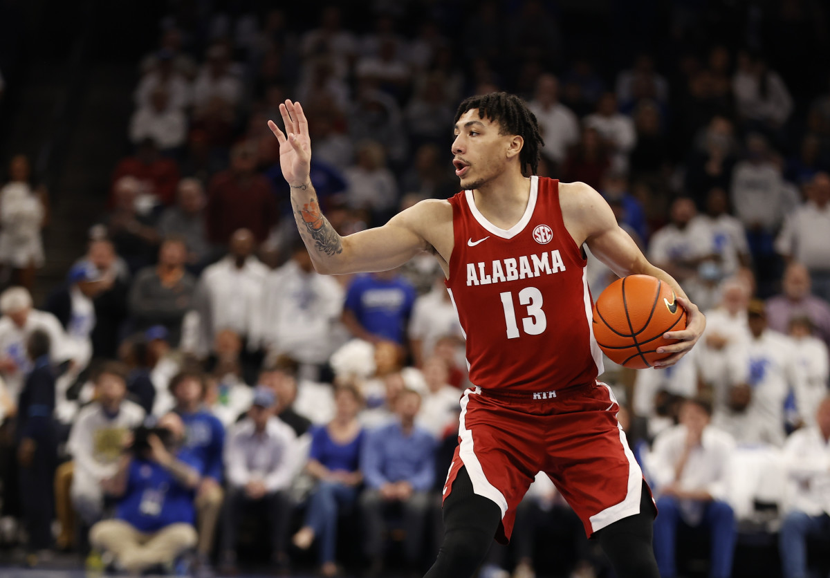 Alabama relies on leadership to bounce back from loss to Memphis ...