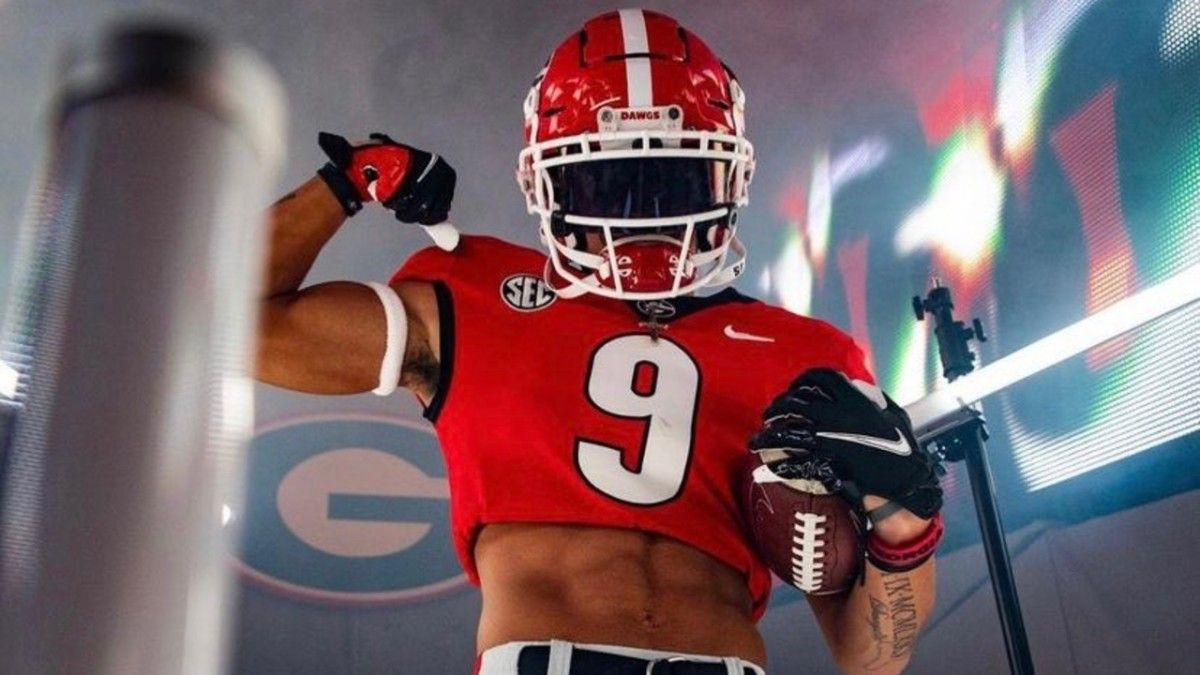 CJ Smith Signs Letter of Intent to Play for Georgia Football - Sports ...