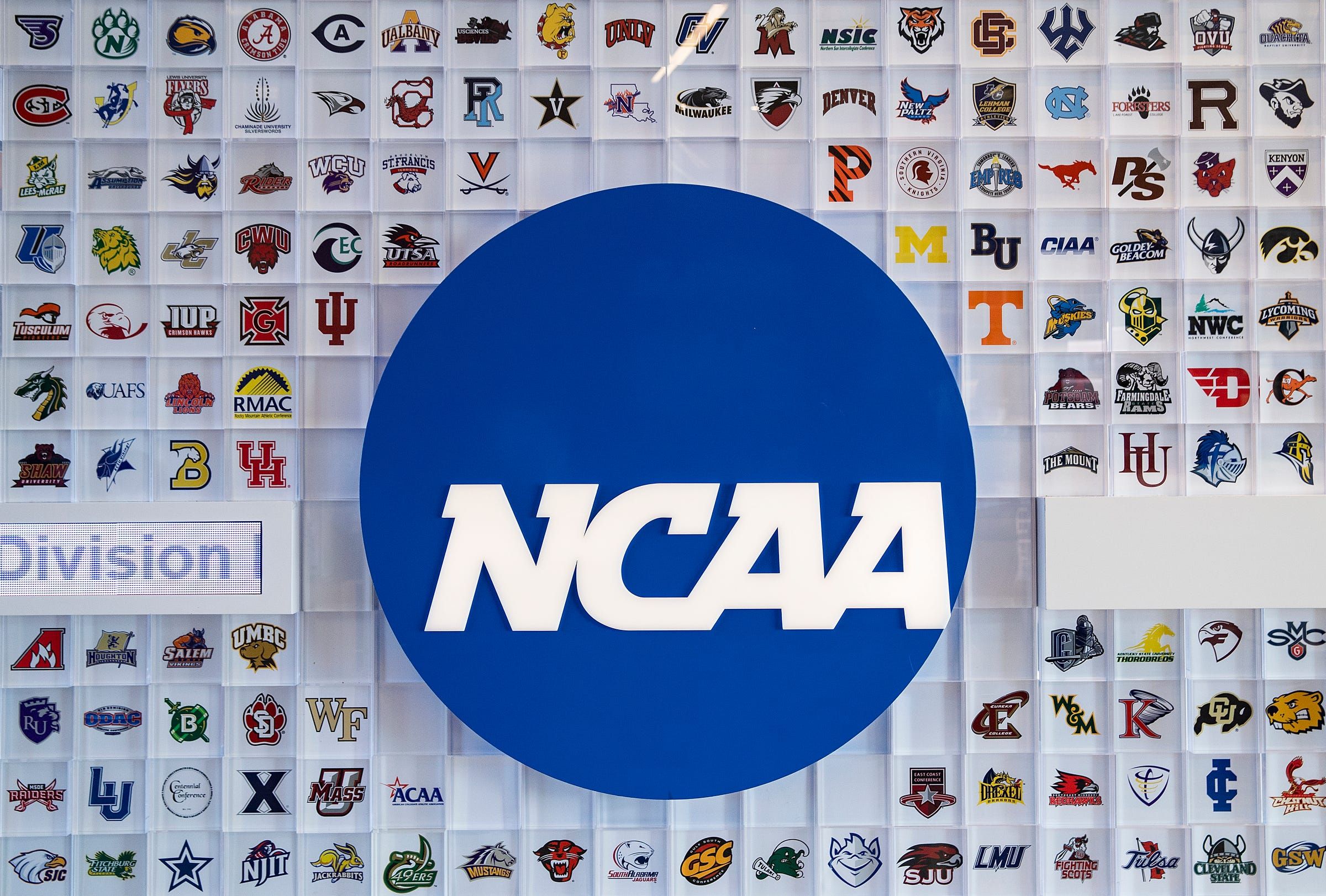 NIL And College Football Recruiting Heading For A Collision With NCAA