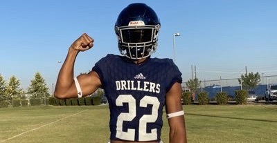 UW Offers Bakersfield Receiver Who Dealt with Own Coaching Change ...