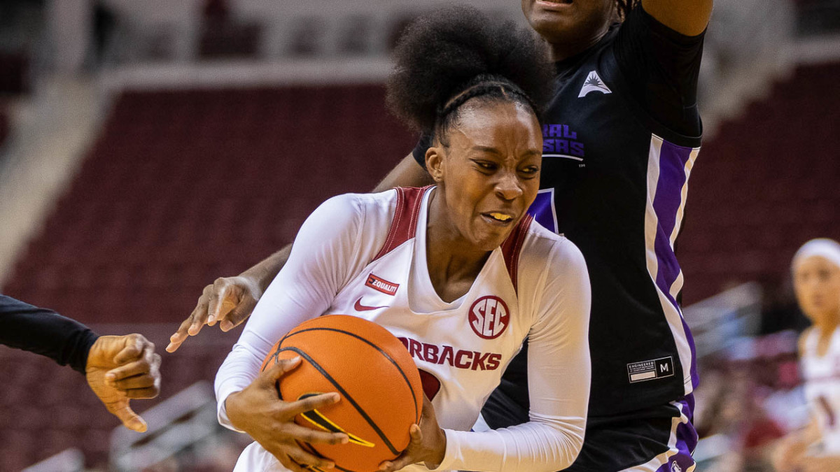 Razorbacks' Samara Spencer Picks Up Freshman of Week Honors - Sports ...