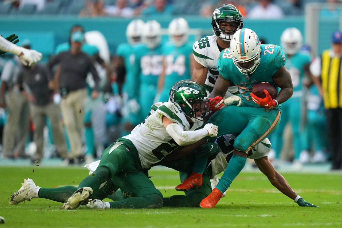 Miami Dolphins Signing Duke Johnson to Active Roster - Sports ...