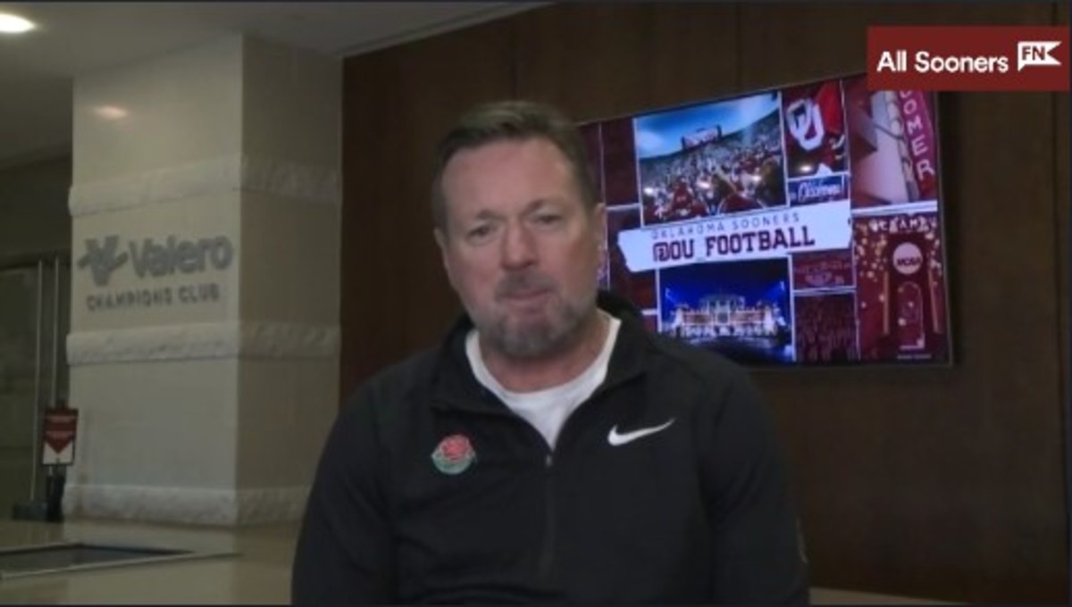 WATCH: Oklahoma Interim HC Bob Stoops Press Conference - Sports ...