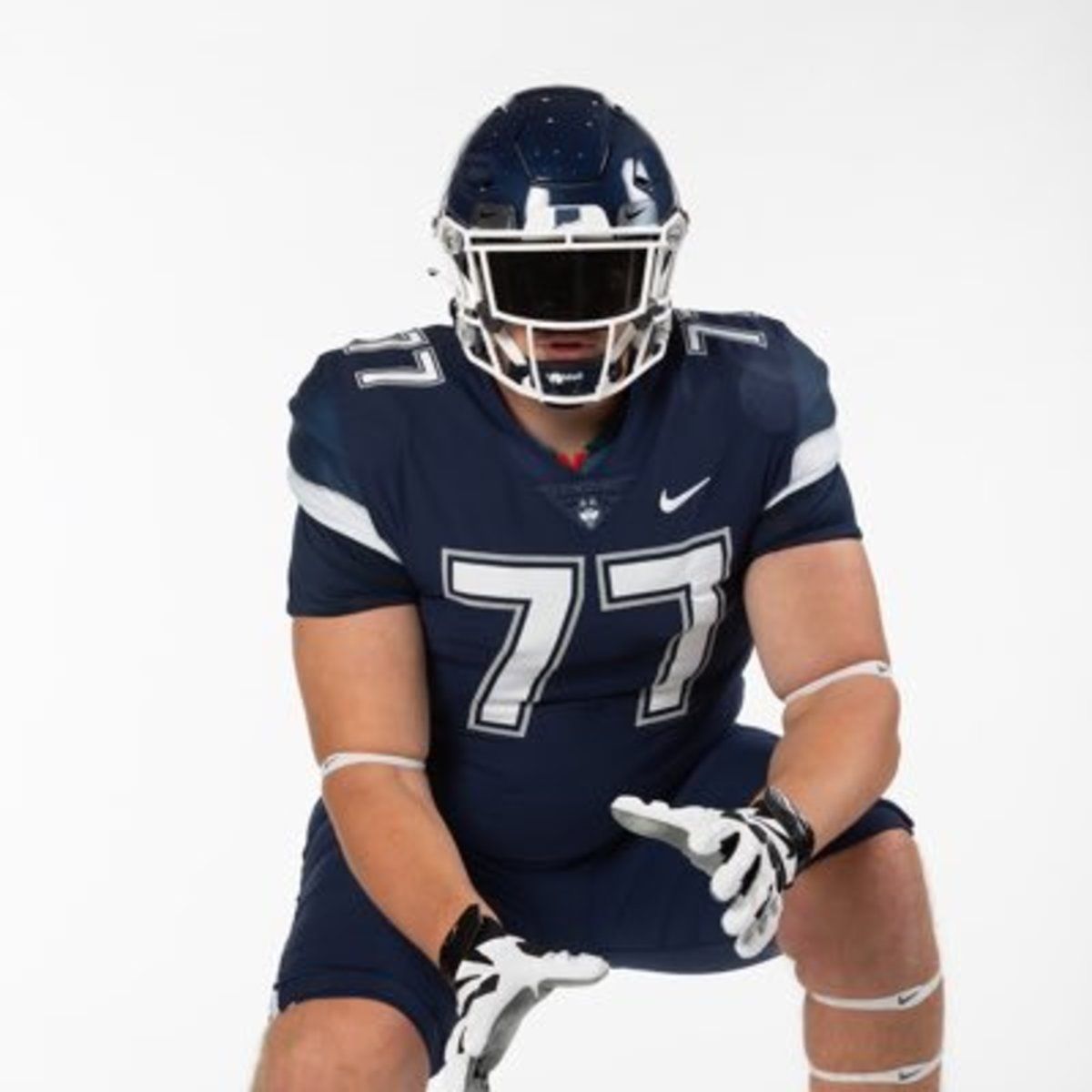 Football Player Profile: Ben Murawski, Offensive Lineman - Huskies Report