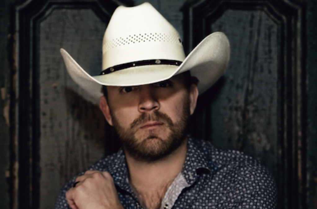 Justin Moore Signs to be New Co-Host with David Bazzel on The Buzz ...