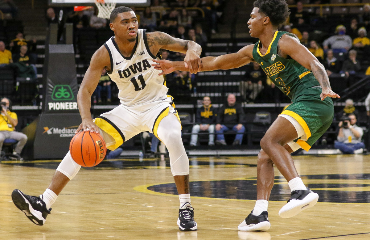 Tony Perkins Hitting Stride - Sports Illustrated Iowa Hawkeyes News ...