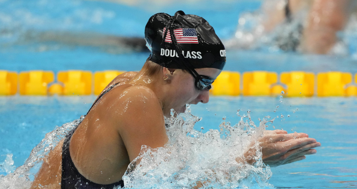 Kate Douglass Medals Five Times, Virginia Swimmers Take Home Eight ...