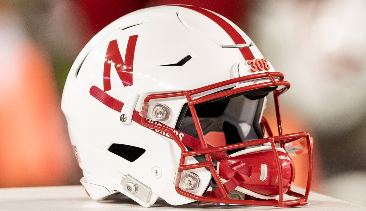 Oregon Football Head Coach Dan Lanning set to Hire Tony Tuioti as ...