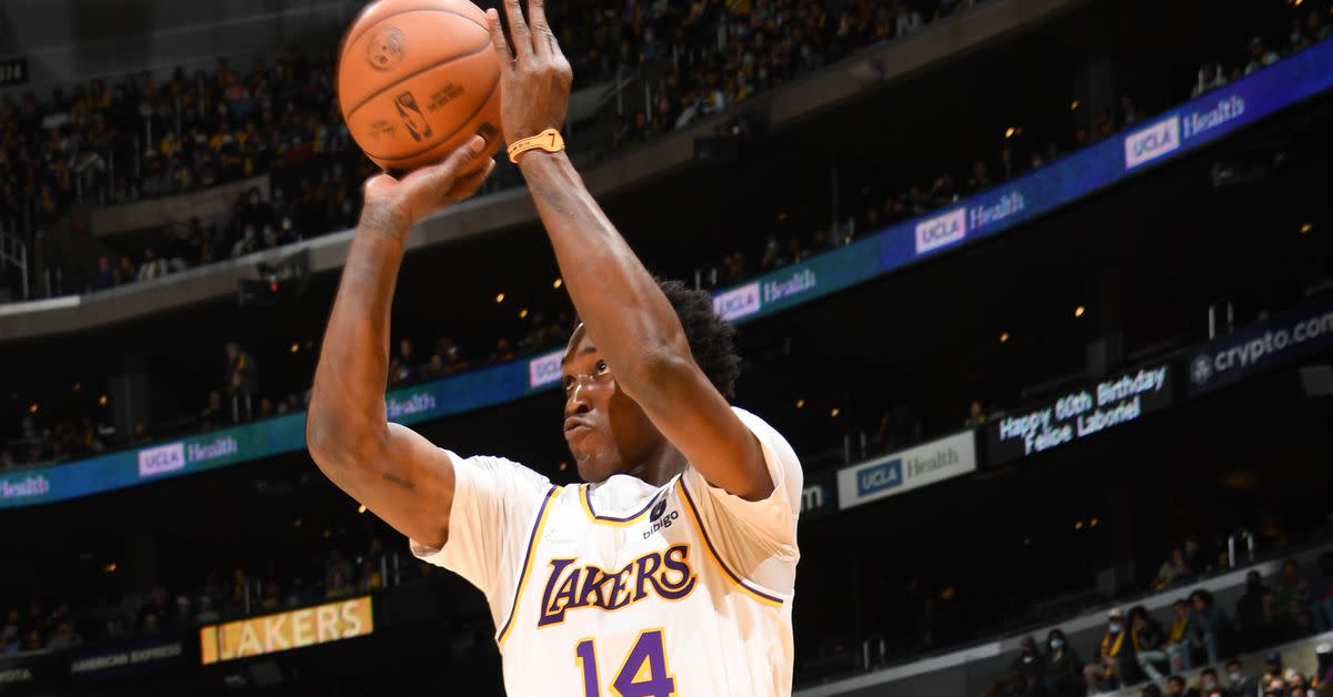 Lakers Stanley Johnson Makes Impact in Debut - All Lakers | News ...