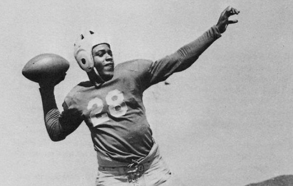 Watch: Legend, Hall of Famer Jackie Robinson Ballin' Out as UCLA's ...