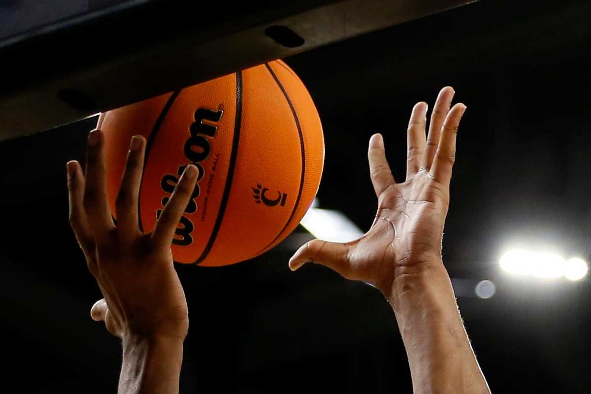 Watch: Cincinnati Bearcats Basketball Leap Day Celebration Featuring ...