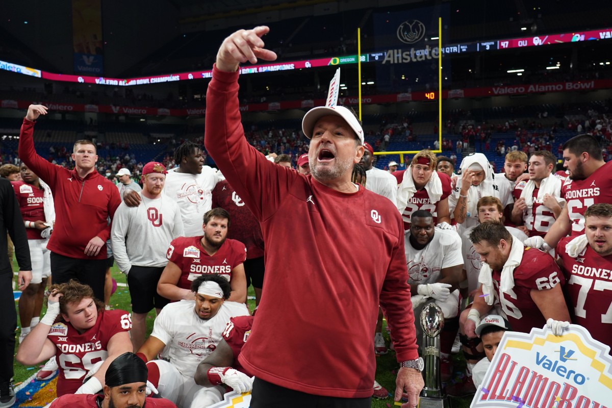 COLUMN: Brent Venables, Oklahoma Fans Have New Appreciation for Bob ...