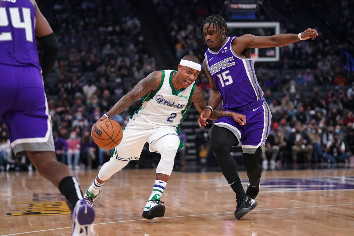 Isaiah Thomas Joins Mavericks, Ninth NBA Franchise - Sports Illustrated ...