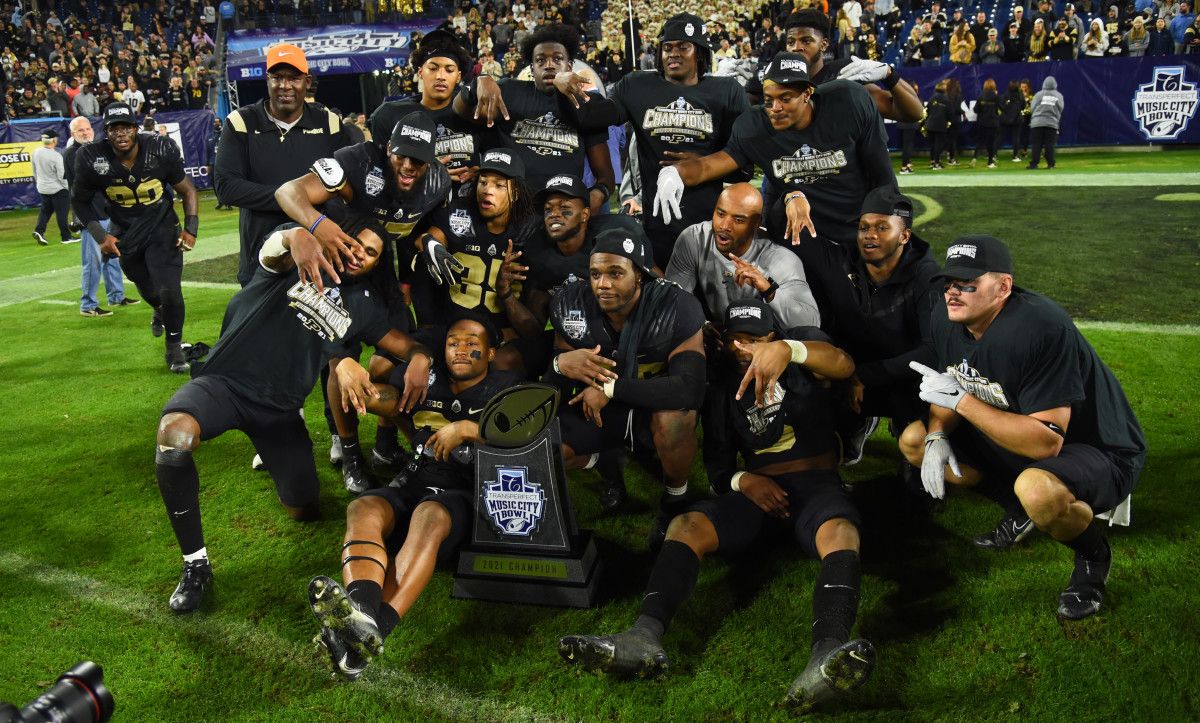 Photo Gallery: Purdue Wins 2021 Music City Bowl - Sports Illustrated ...