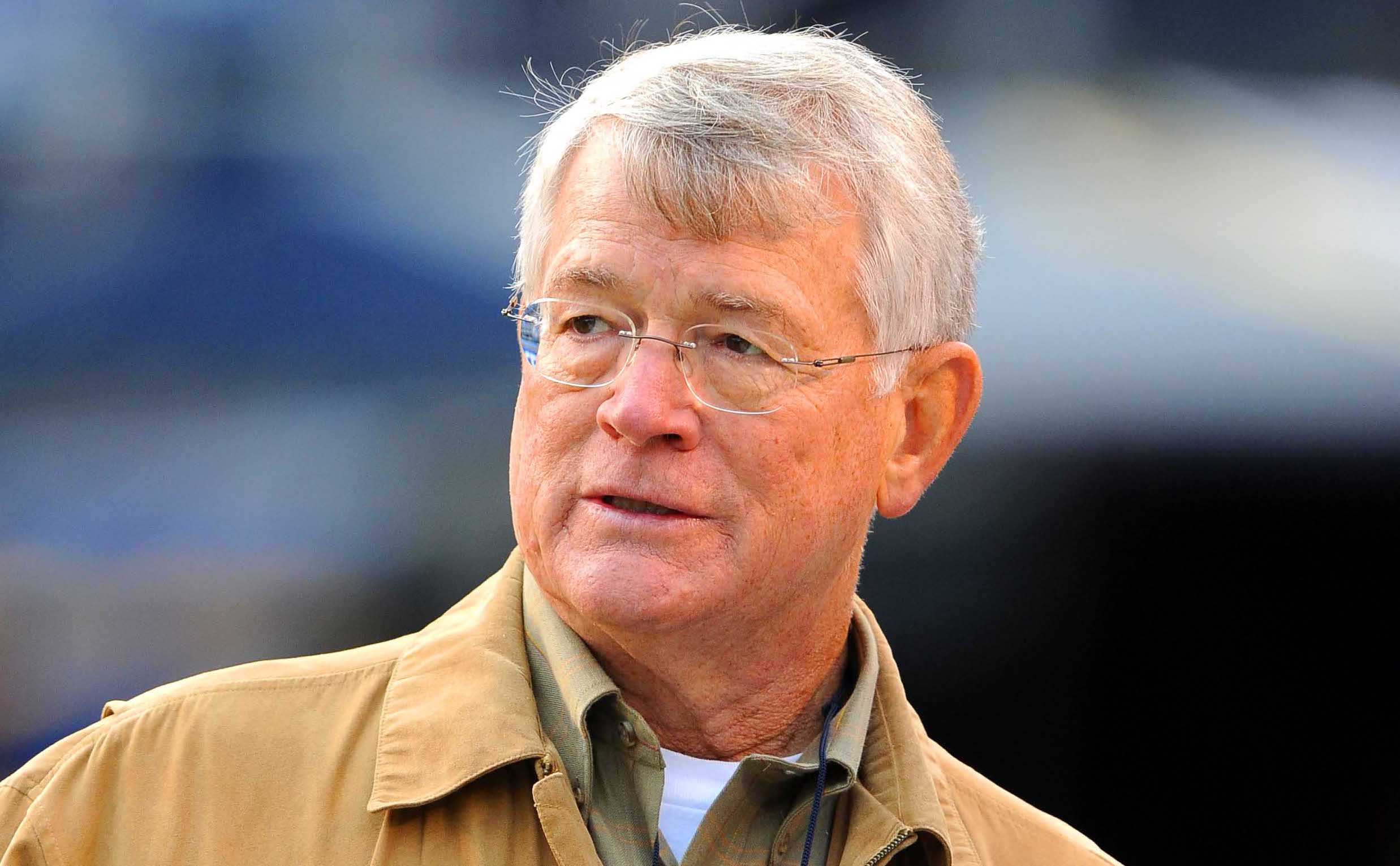 Former Atlanta Falcons Coach & Georgia Native Dan Reeves Passes Away at ...