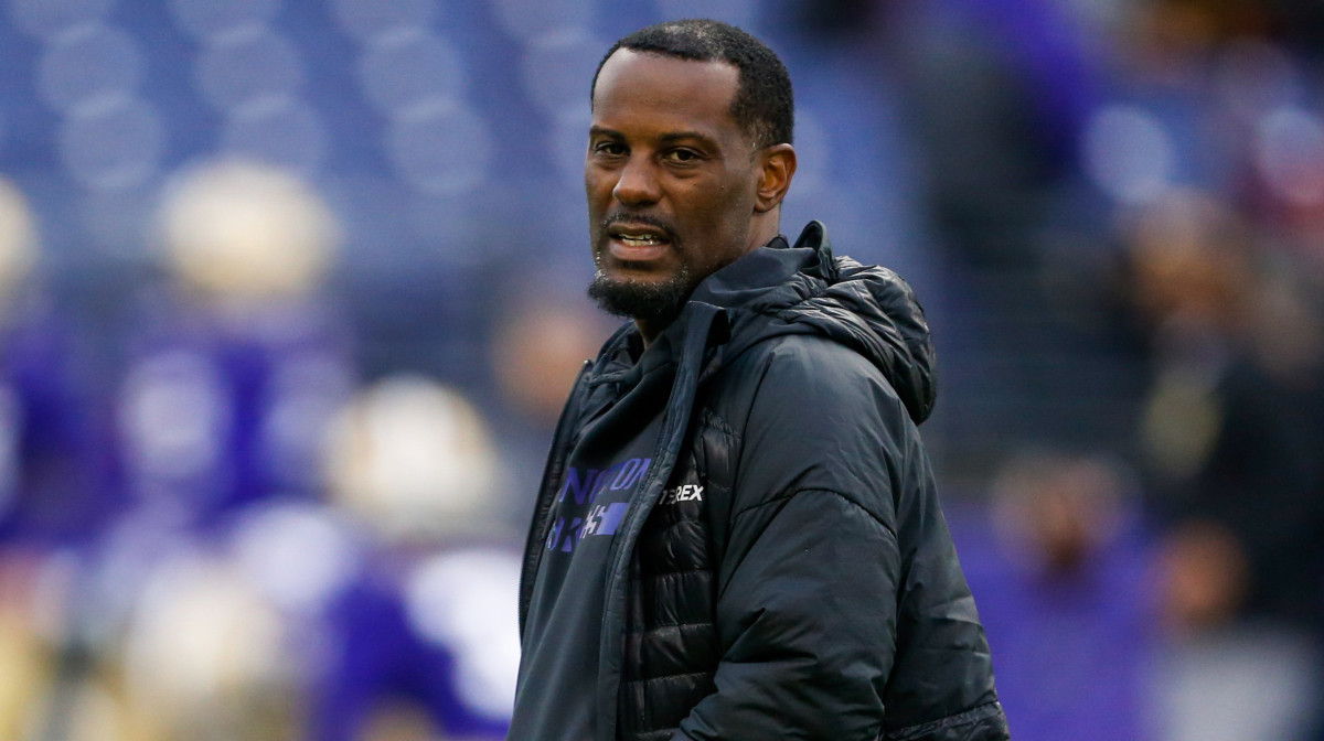 Oregon Ducks Football Announces Junior Adams as New Wide Receivers ...