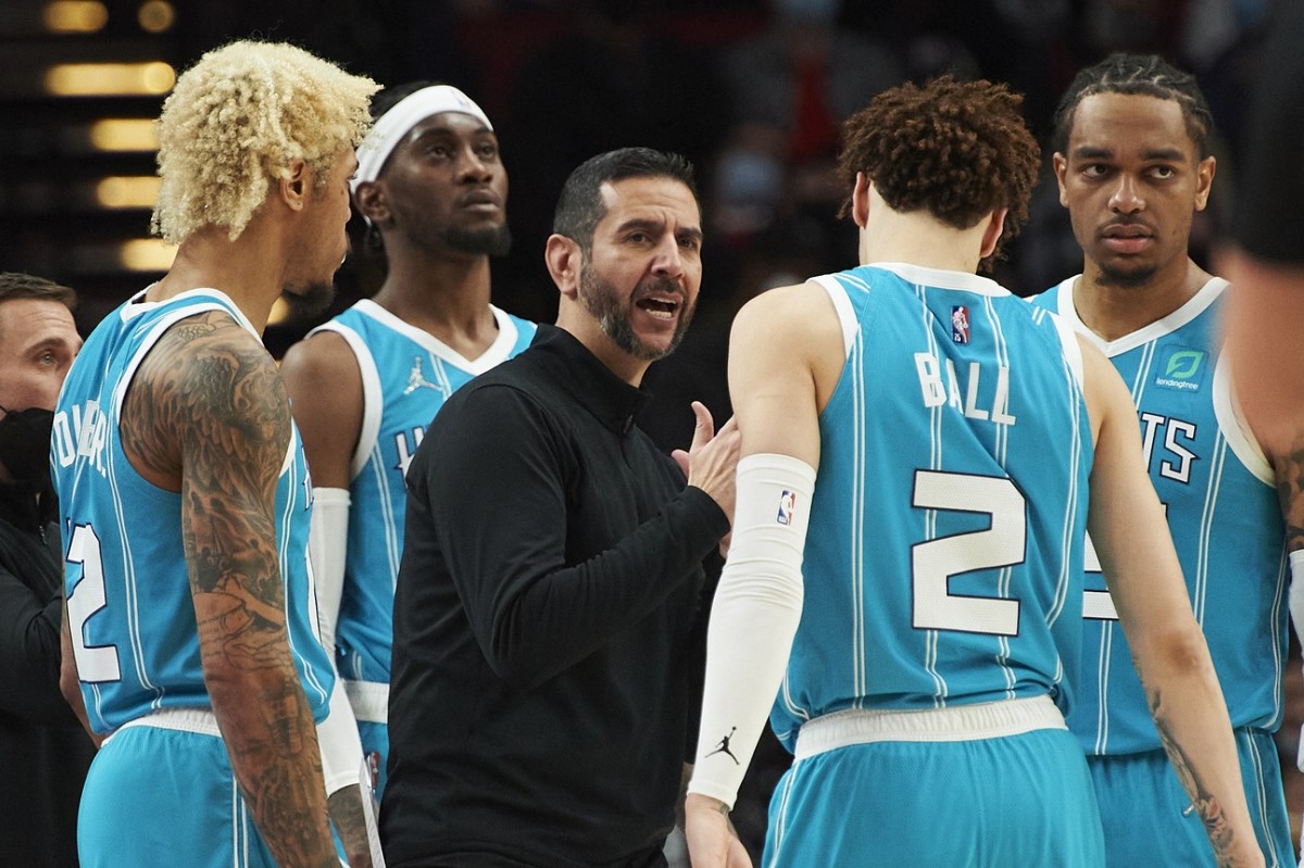 How to Watch, Listen, & Receive LIVE Updates of Hornets vs Bucks ...