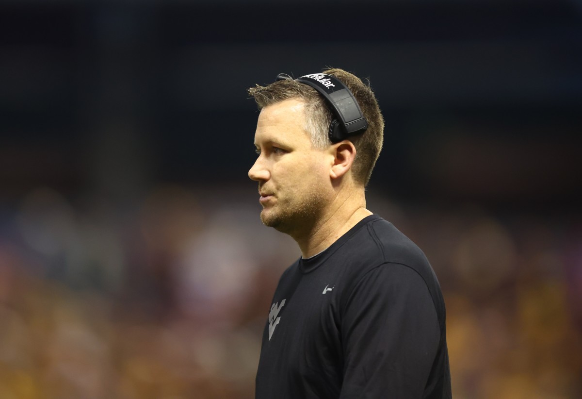 Trickett Says Farewell - Sports Illustrated West Virginia Mountaineers ...