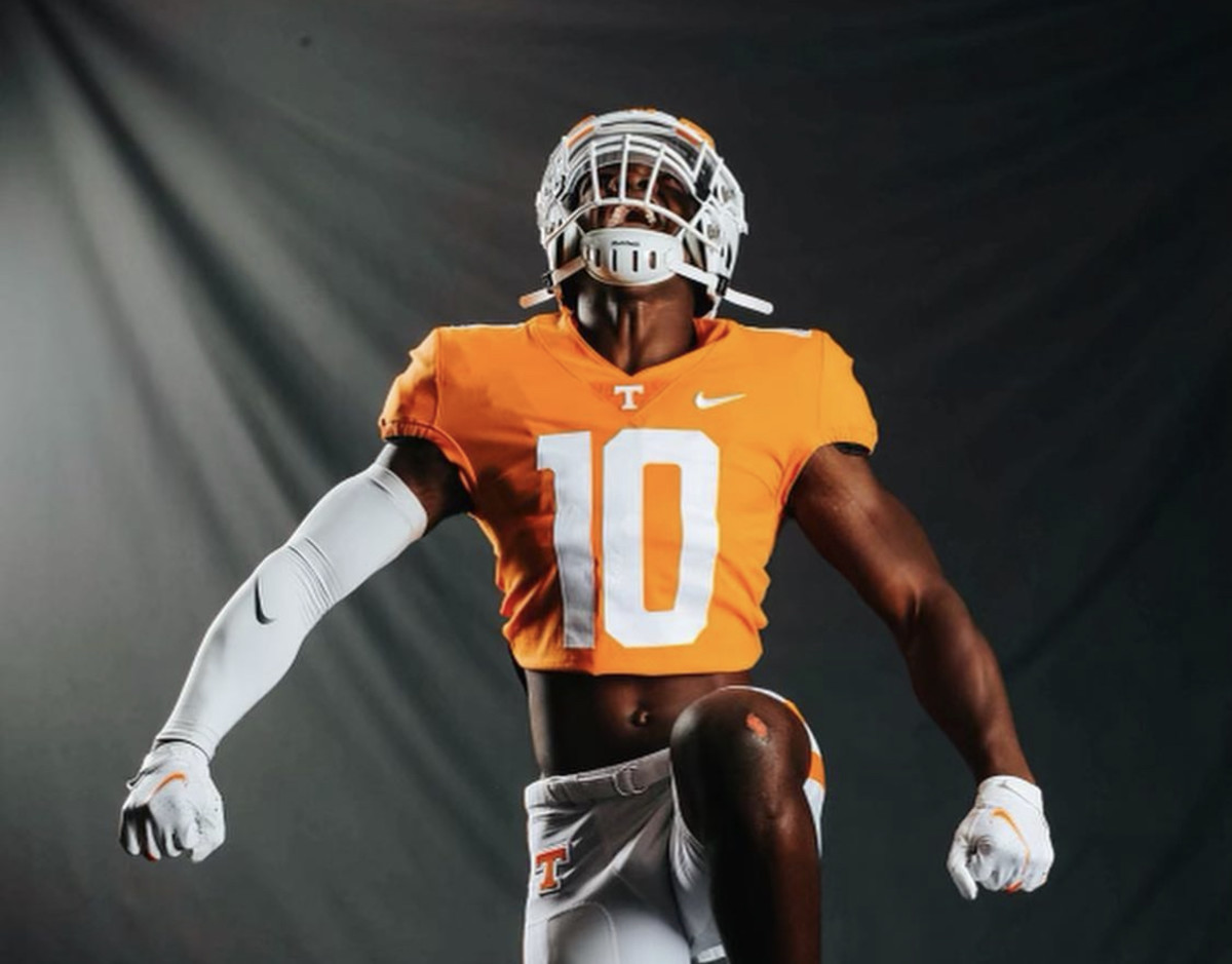 Coveted LB Grayson Howard Ready for Visits, Talks Vols and More ...