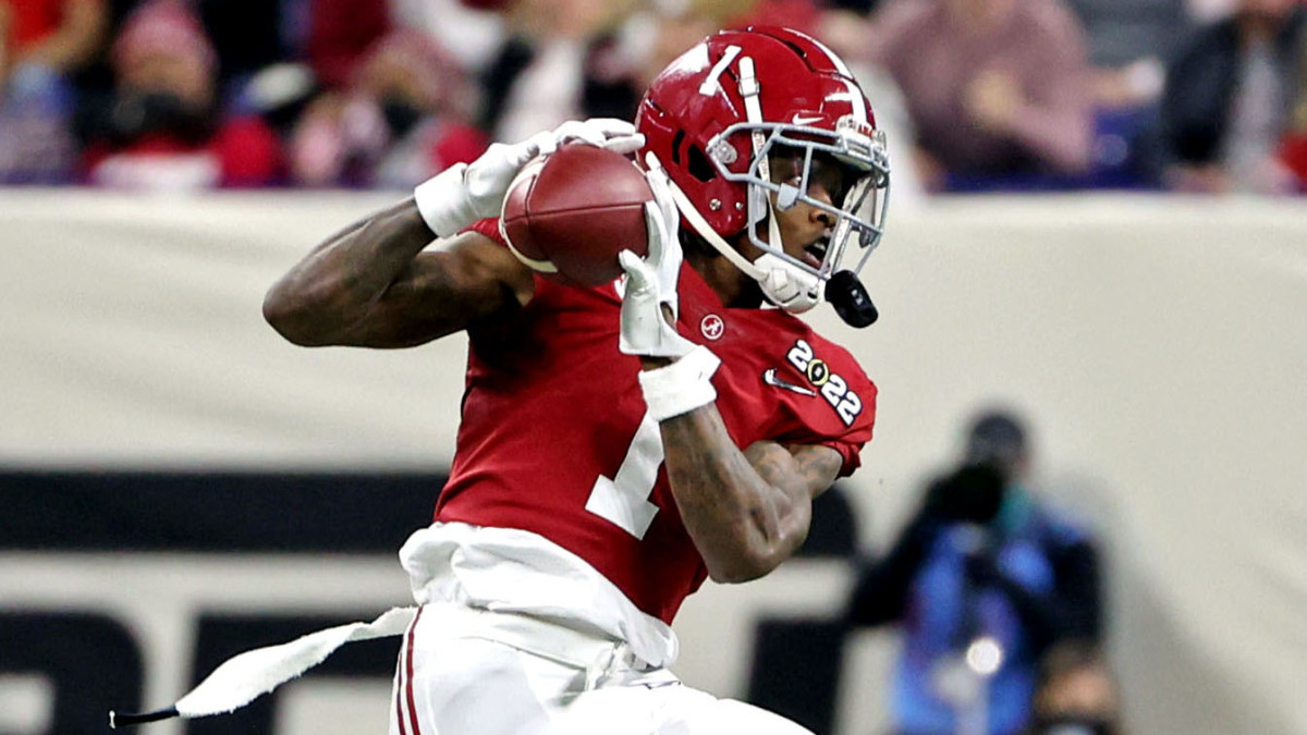 Alabama's Jameson Williams Injures Knee In National Championship ...