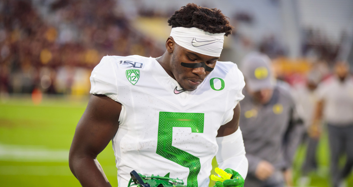 Oregon Ducks Running Back Sean Dollars Enters the Transfer Portal ...